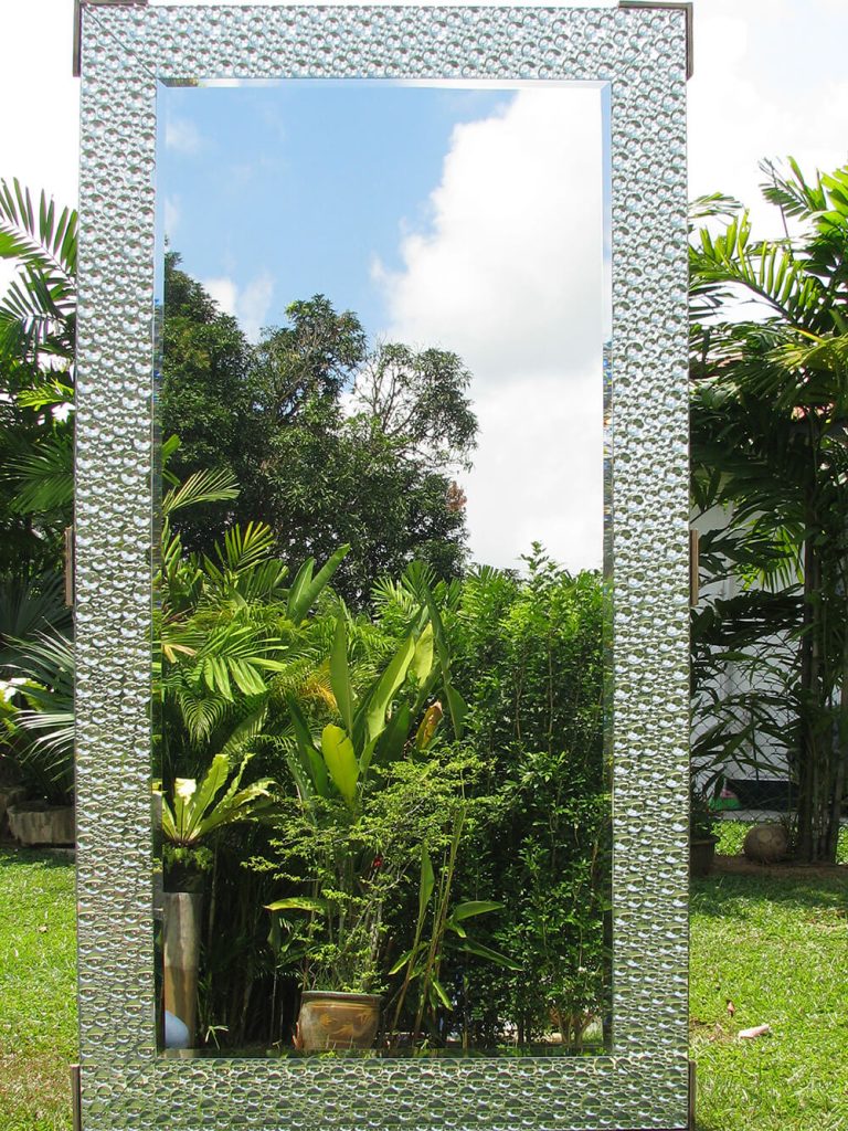 Bubble Mirror, Private Residence, Singapore | Avatar Glass Art